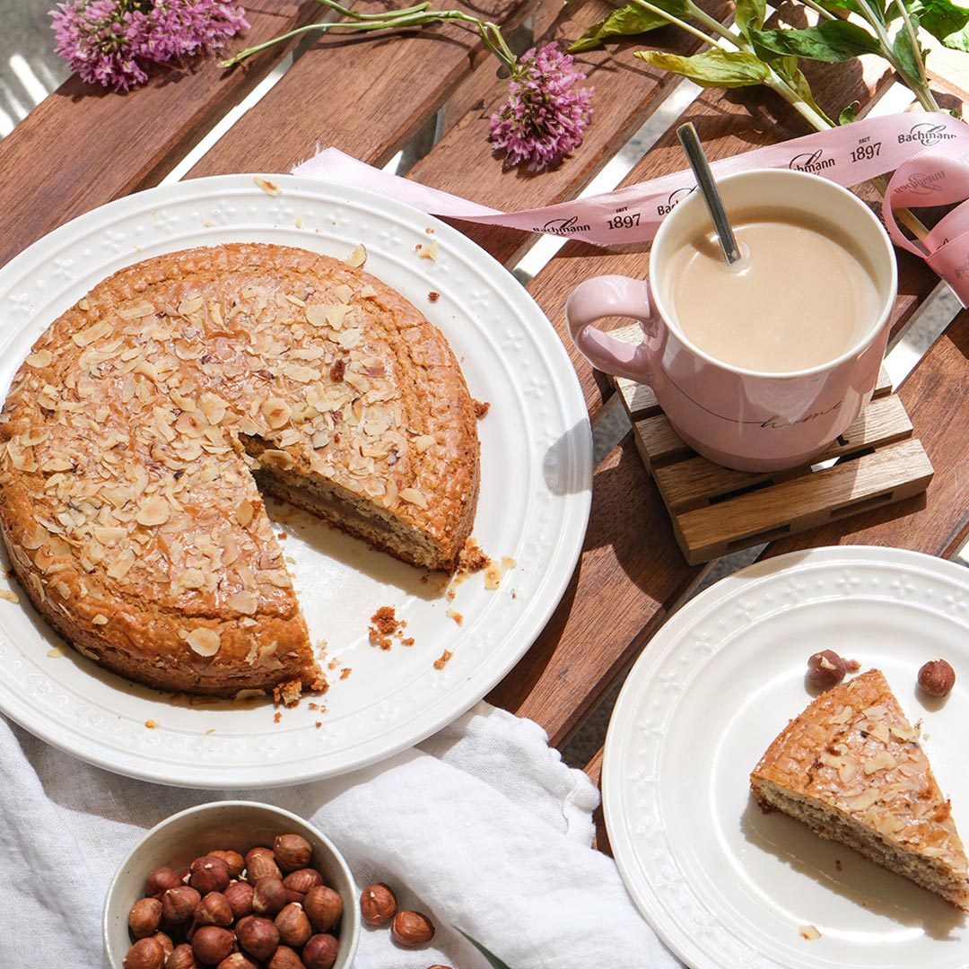 Online shop for pralines, cakes, gifts and aperitifs | Confiserie ...